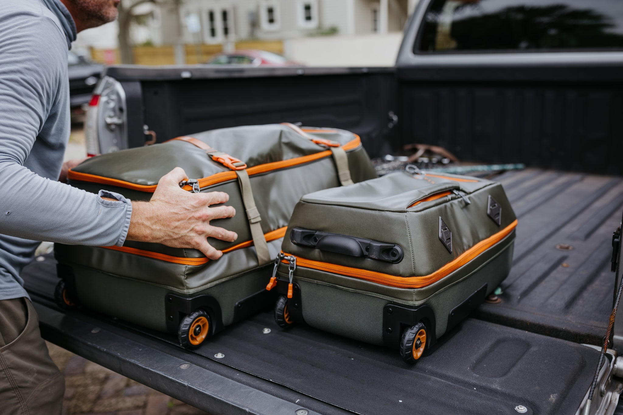 Stormshadow Large Rolling Duffel – Fishpond